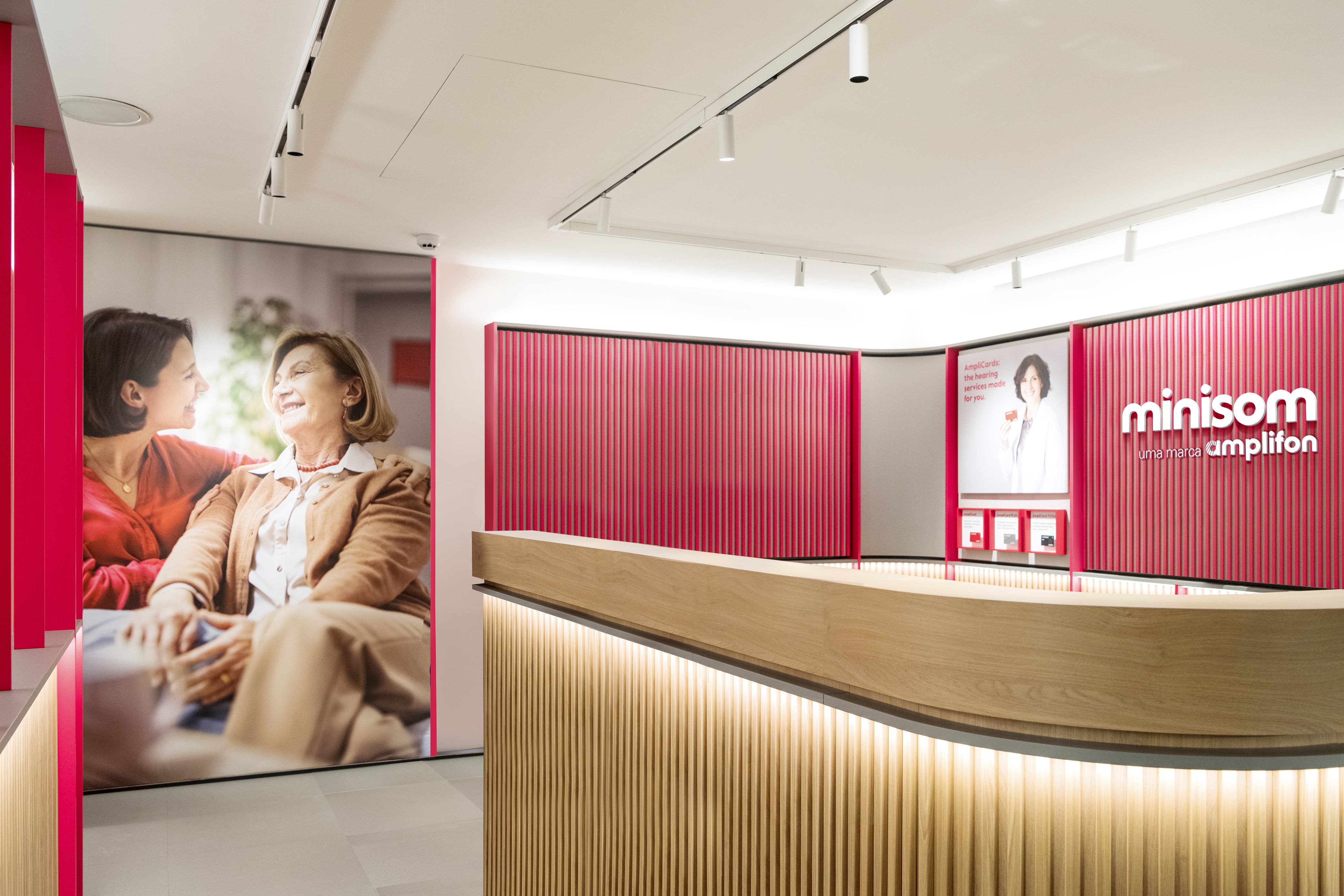 Centros Auditivos Minisom: Algés | Aparelhos auditivos Minisom